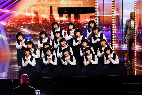 Son Throws Flaming Daggers at Mom on AMERICA'S GOT TALENT Season 18 Auditions Week 2 Recap ...